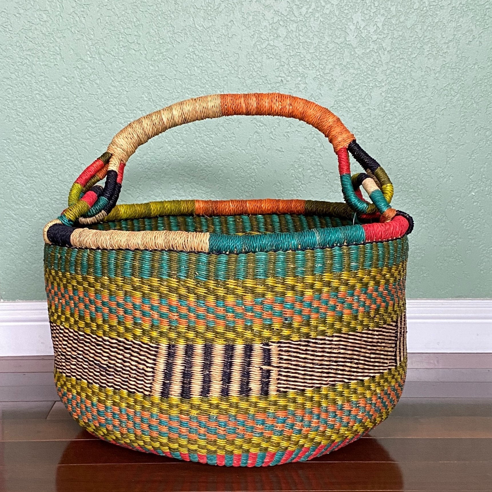 Large Round Aloe Basket from Ghana